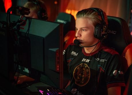 aleksib - CS:GO Crosshairs